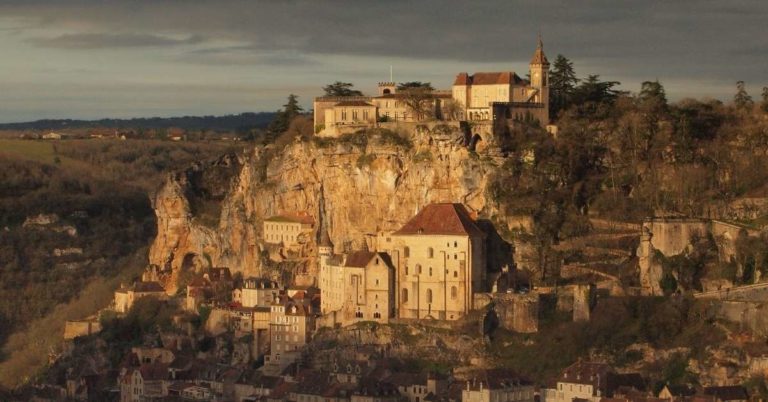 Rocamadour the Medieval Village Hanging on a Cliff - Join Us in France ...