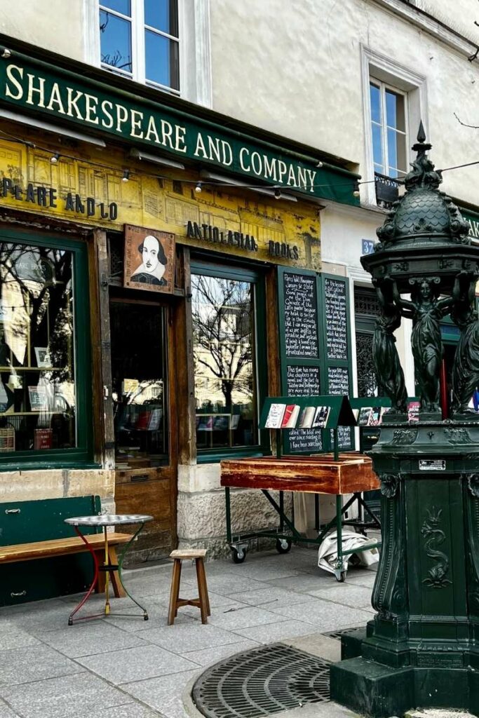 Latin Quarter VoiceMap Tour - Join Us in France Travel Podcast